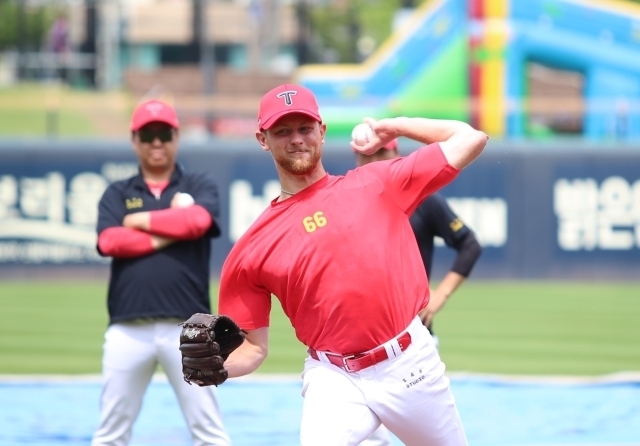 ‘ML 36승’ 라우어 마침내 KIA 유니폼 입고 마운드 오른다…11일 삼성전서 KBO 데뷔[MD광주] | 스포츠 | 캐시피드