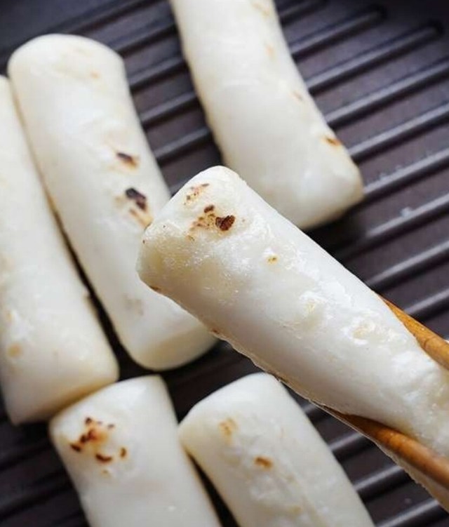 크림치즈 딸기라떼 뉴스트림