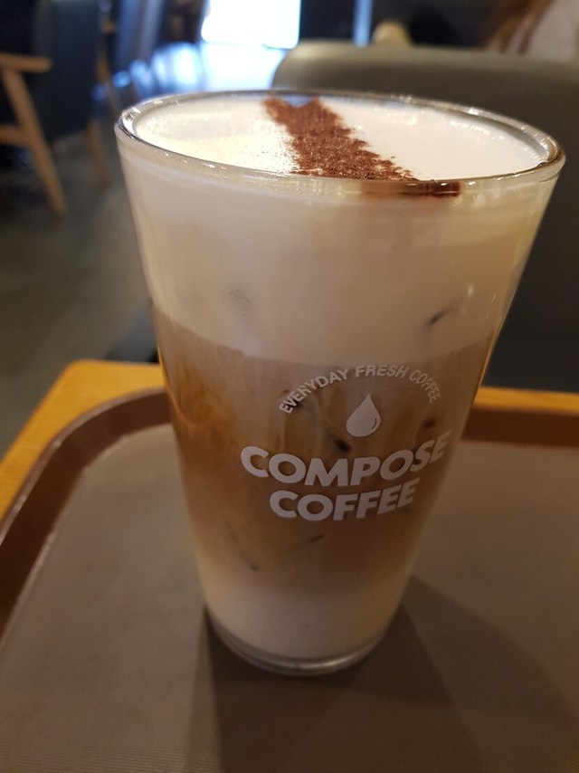 컴포즈 아인슈페너라떼☕🥛🍯빙그레 컵커피 뉴스트림